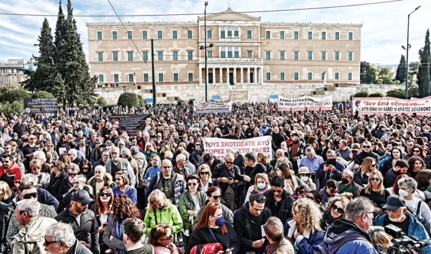 Δημοσκόπηση για Τέμπη: 7 στους 10 βλέπουν συγκάλυψη από την Κυβέρνηση | xronos.gr